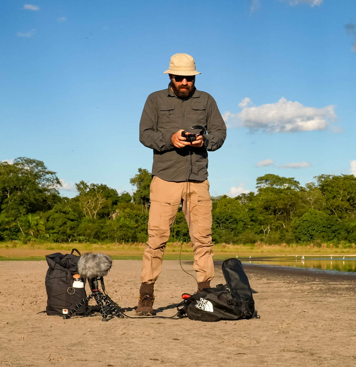 Earth.fm shares tips on how to make money with field recording